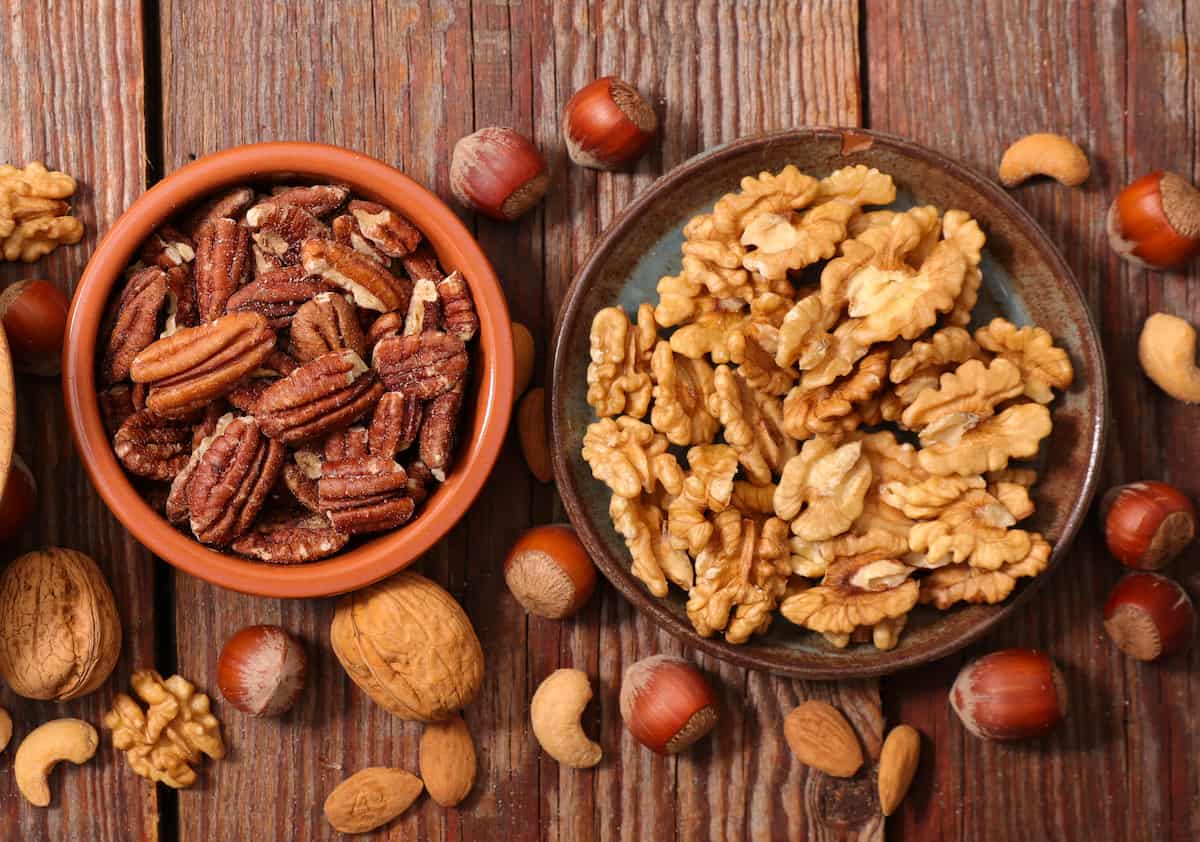 Pecan Vs Walnut What s The Difference Foods Guy Pecan Vs Walnut What s The Difference Foods Guy