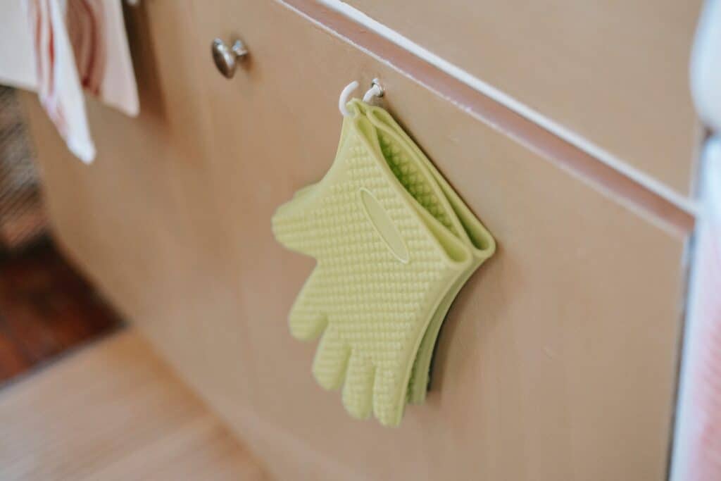 7 Best Heat Resistant Cooking Gloves Of 2024