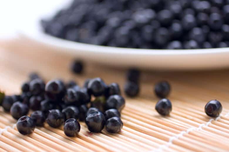 What Does Huckleberry Taste Like?