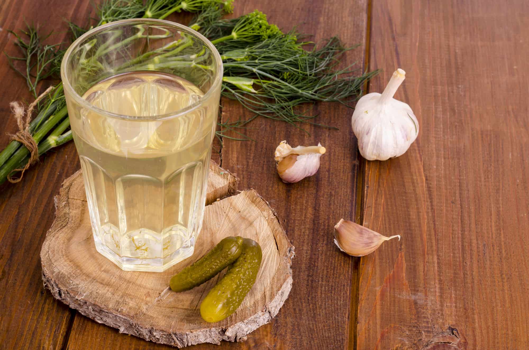 How To Make Pickle Juice (+ The Best Uses) (With Recipe)