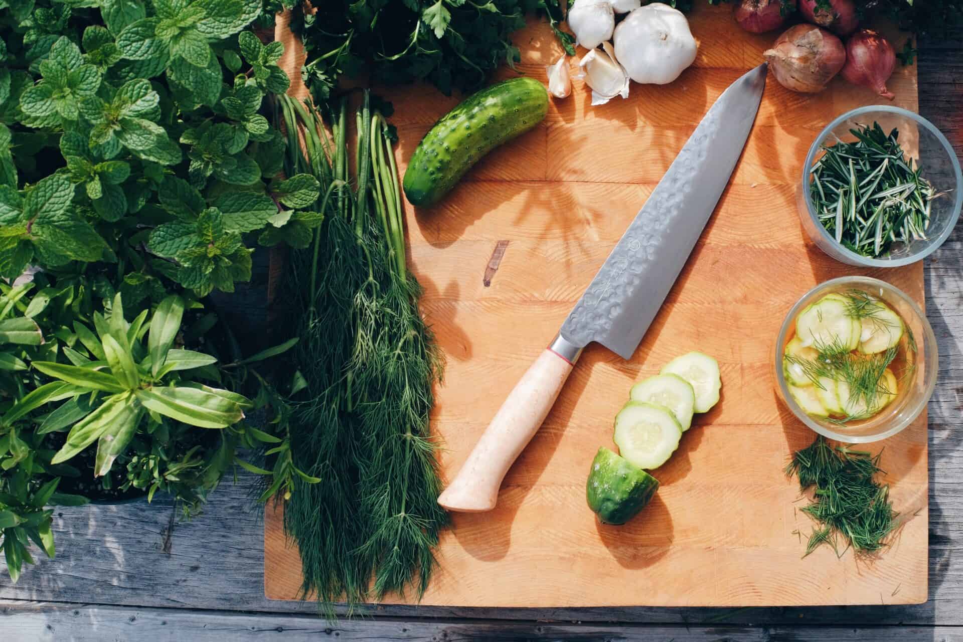 Santoku Vs Gyuto Knives — What’s The Difference? - Foods Guy