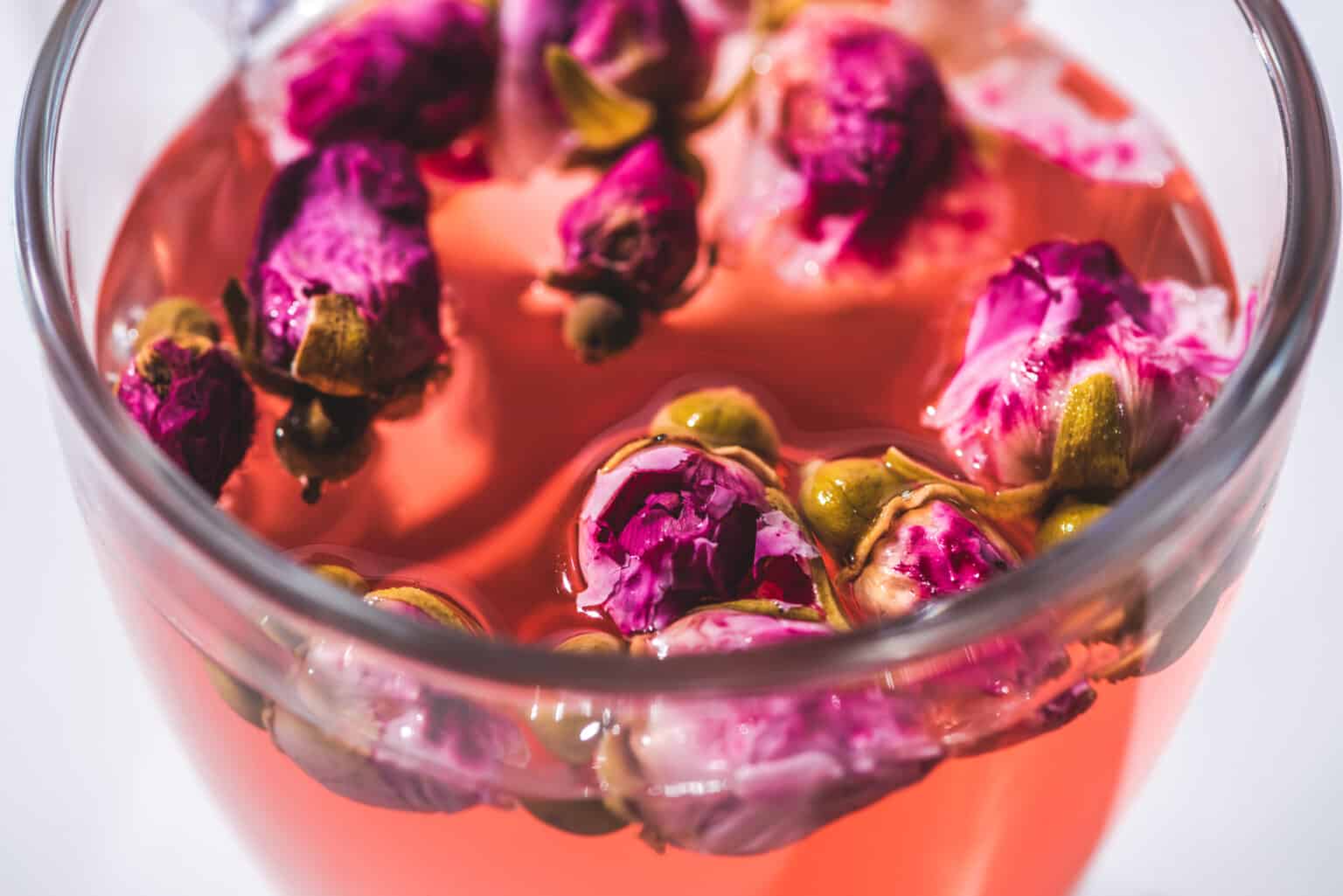 9 Best Substitutes For Rose Water