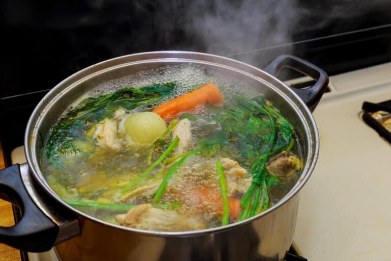 Should You Simmer With the Lid On or Off?