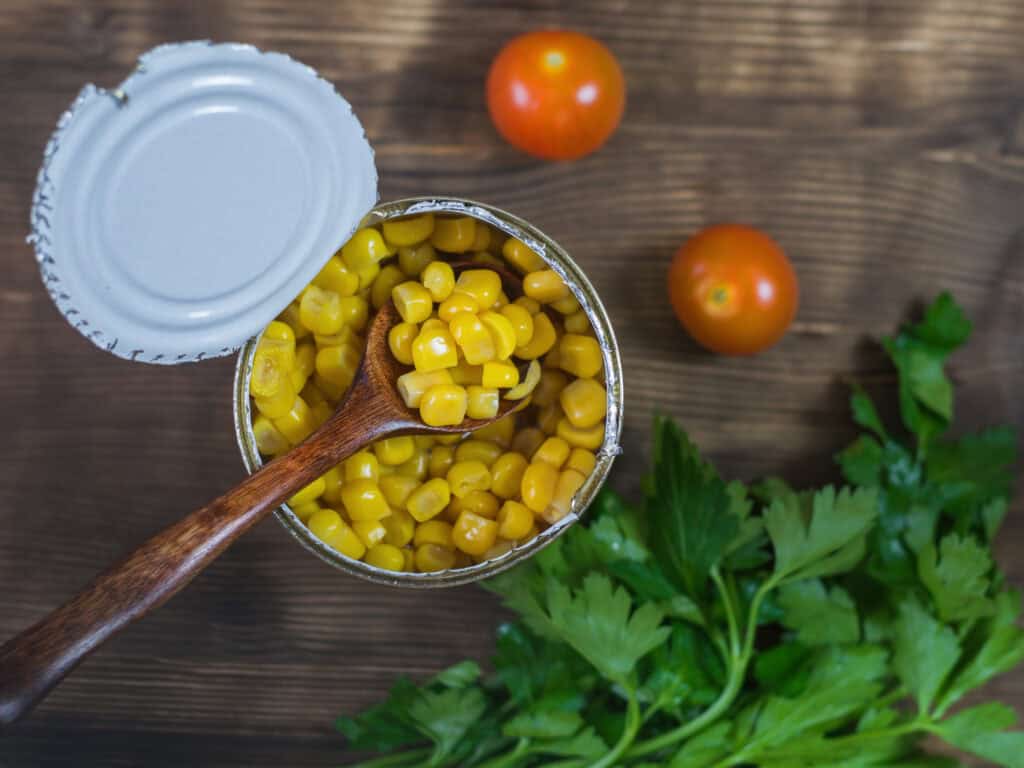 How Many Ears of Corn Are in a Can? (And How Many Cups)