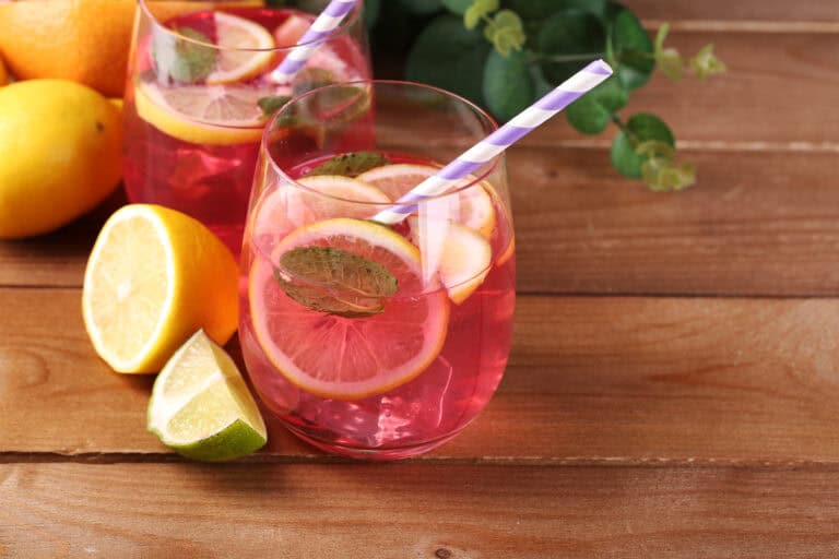 Lemonade vs. Pink Lemonade – What’s the Difference?